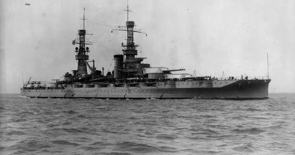 Uss Arizona (Bb-39) Poster | Arthipo